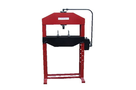 Tractor Garage Equipment – The Steel Craft